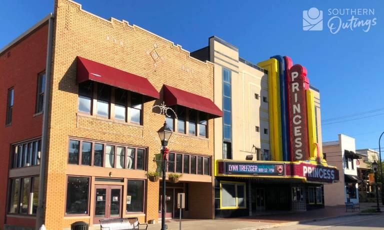 Don’t dodge Decatur’s historic downtown - southernoutings.com